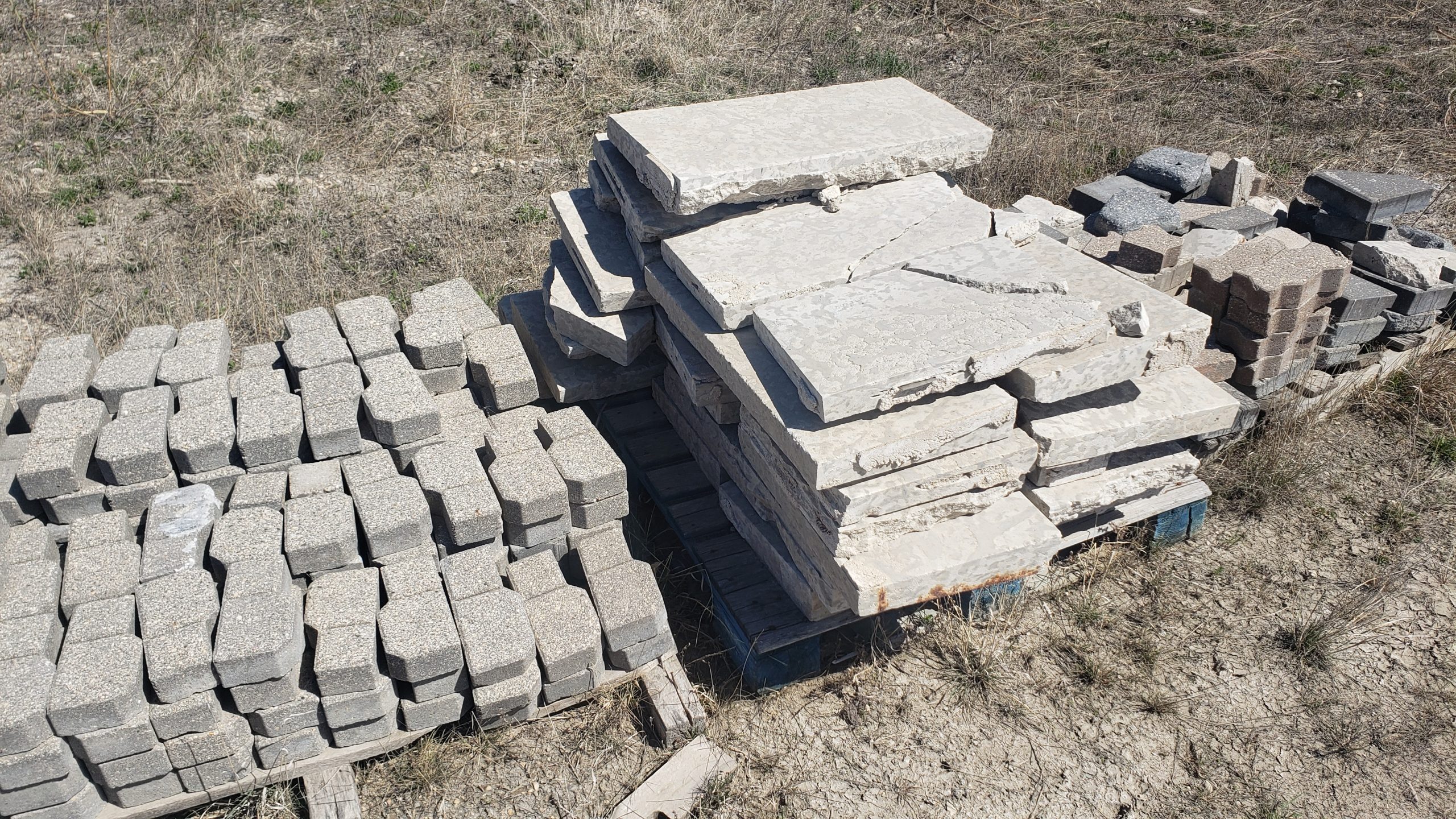 Bricks, Blocks & Concrete – Salvage Supermarket